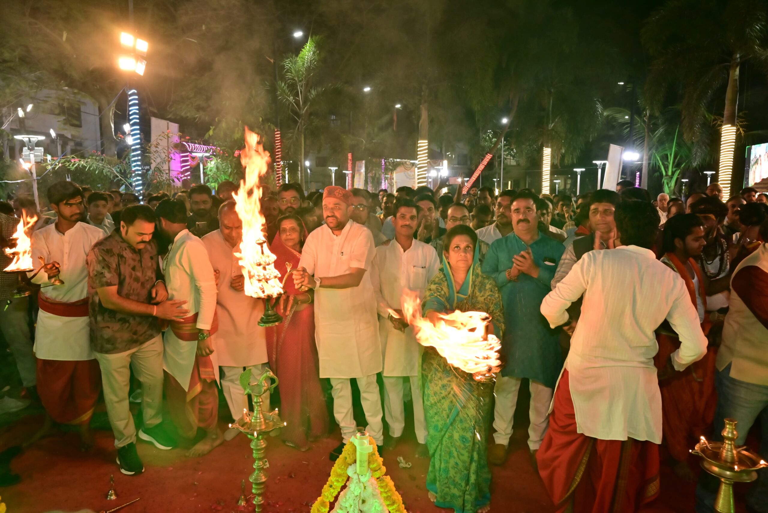 भगवान आदियोगी की प्रतिमा का समारोह पूर्वक अनावरण - The National Mirror